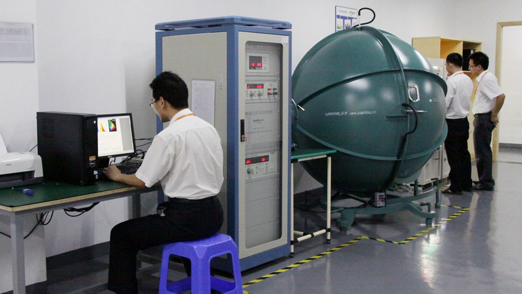 Spectroradiomètre et système de test de sphère